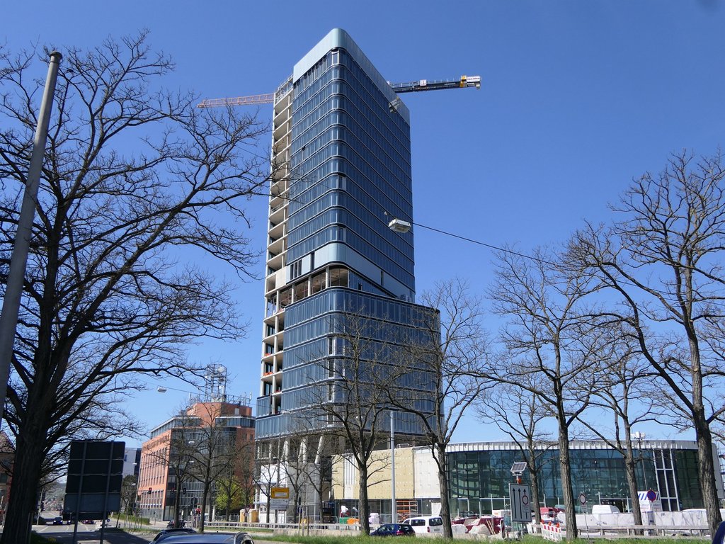 STUTTGART | Porsche Design Tower | 90m | 25 fl | T/O | SkyscraperCity Forum
