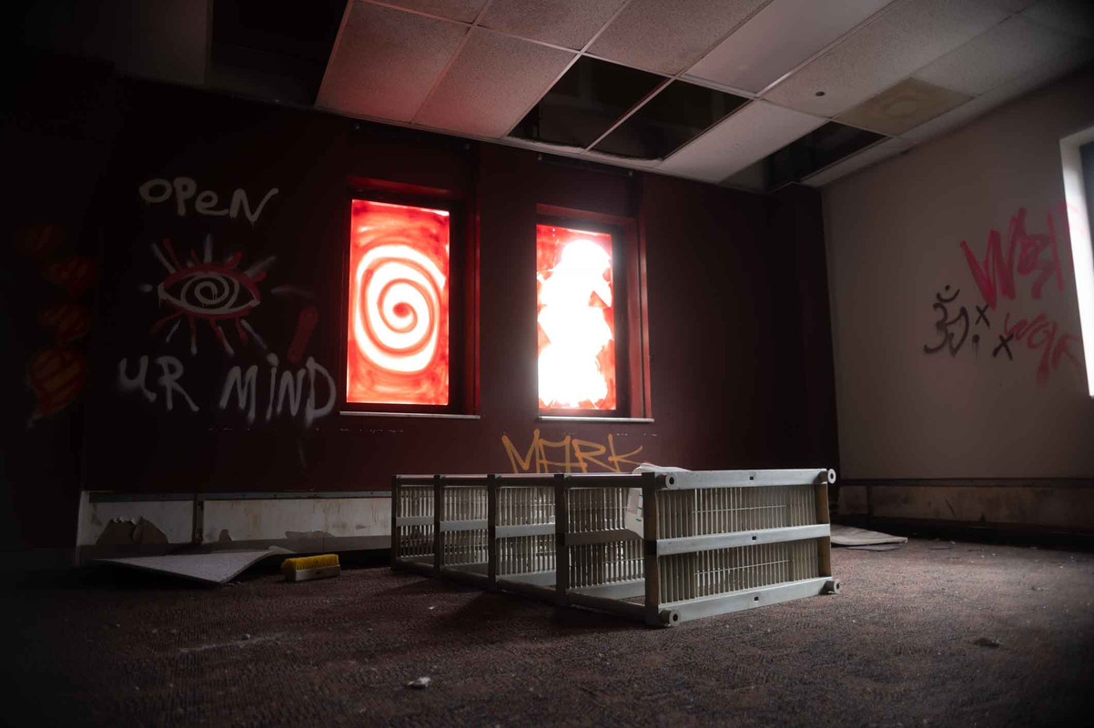 RAW 4759 — Postimages