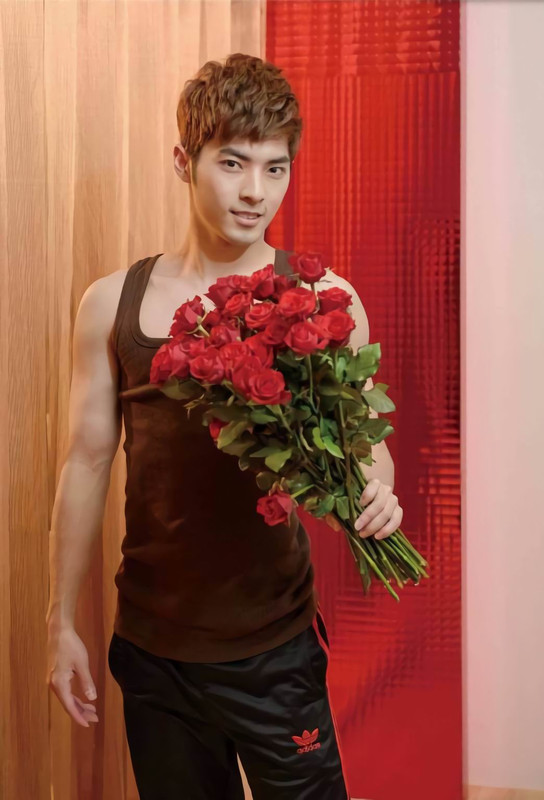 男體 NO 126 Crazy Birthday Party 002 — Postimages