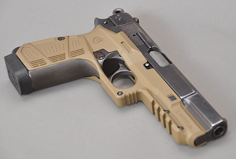 Grip y riel tactico "Recover" para Browning HP