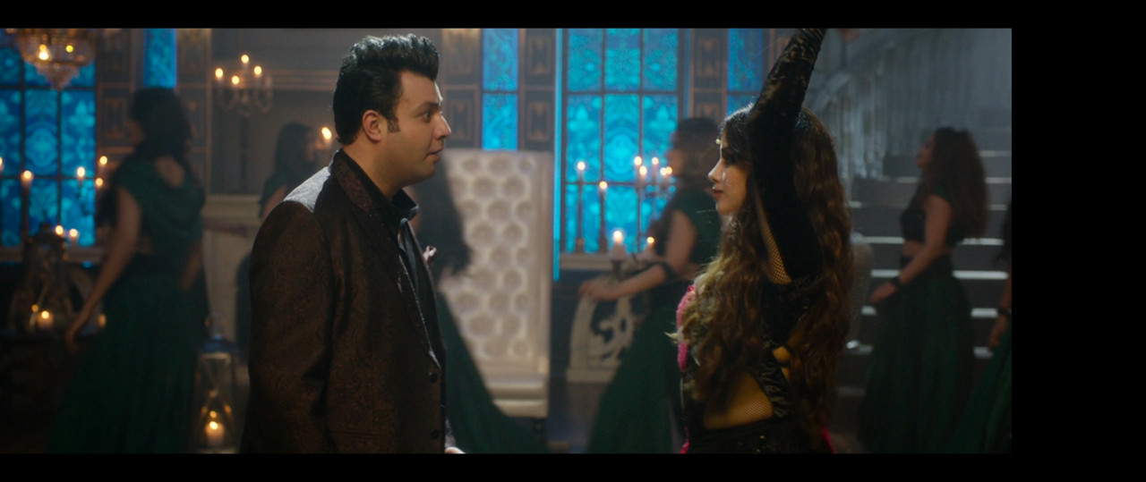 R (10) — Postimages