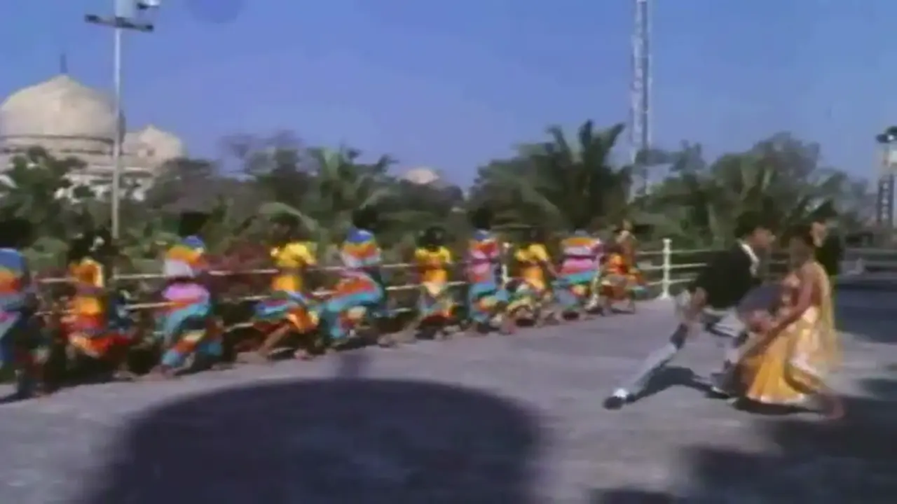 f 261 — Postimages