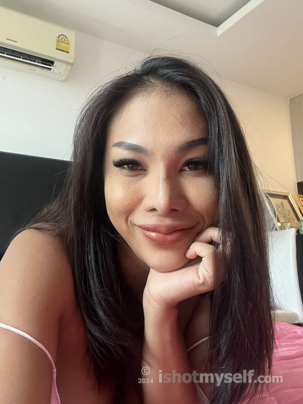 Kwang Flirtacious 0003 — Postimages