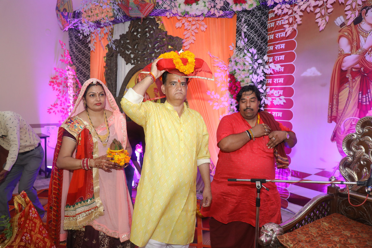 OM 5377 — Postimages