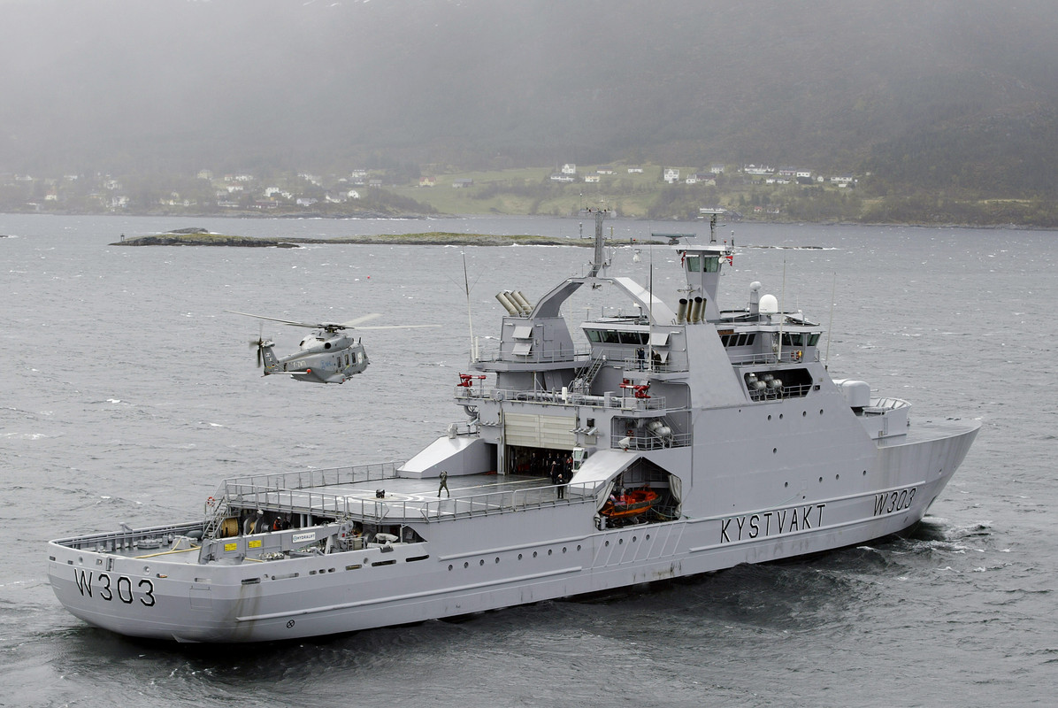 RAZONYFUERZA - ROMPEHIELOS PARA CHILE - Armada de Chile