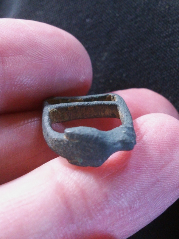 Roman strap buckle 05052013 view 2 — Postimages
