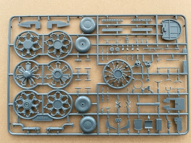 1/32 - Nakajima B5N "Kate" resin kit with some injected parts by ...