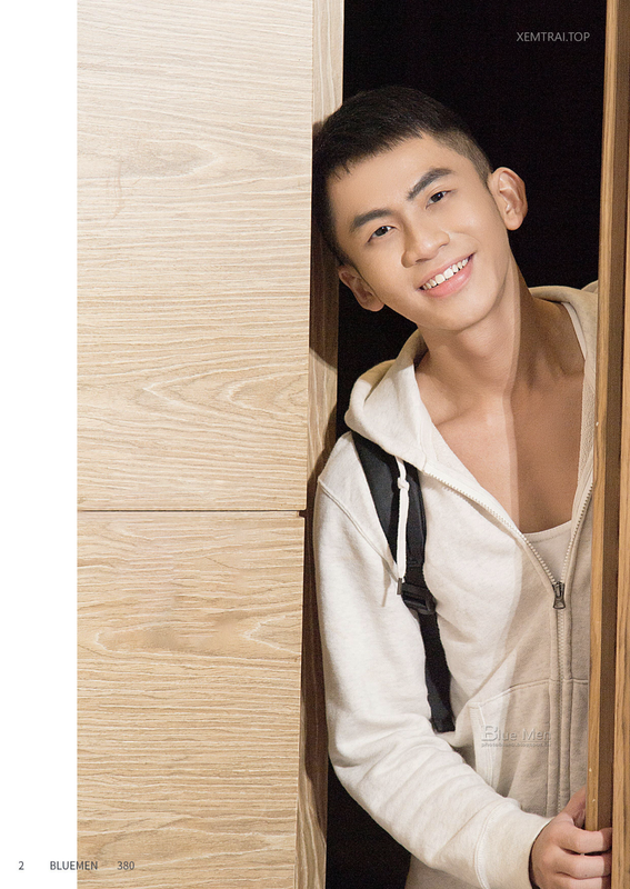 BlueMen 380, em đẹp trai tự móc đít, sục cặc