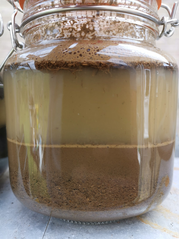 Soil jar tests for texture | Lawn Care Forum