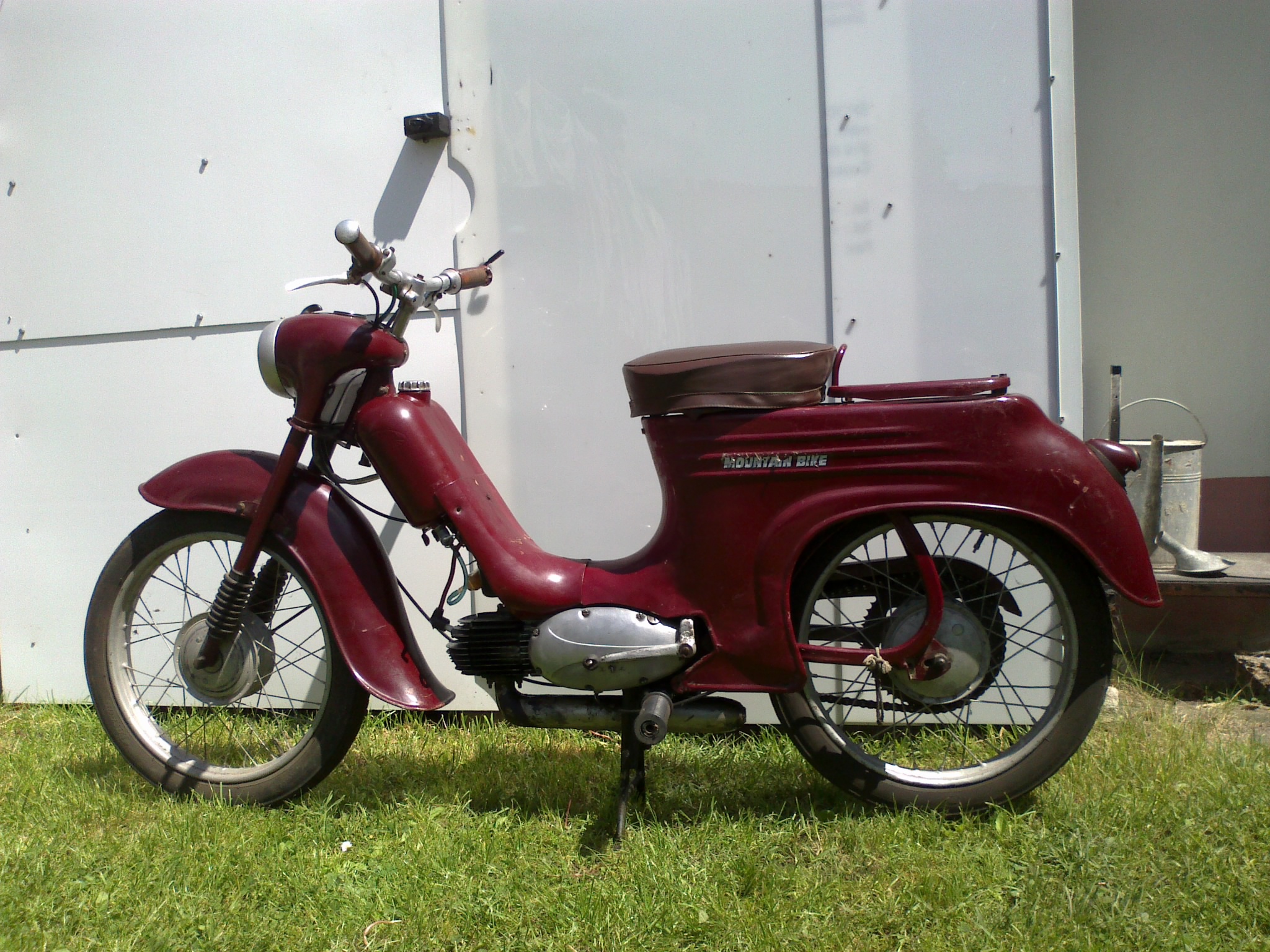 Jawa 555 001 — Postimages