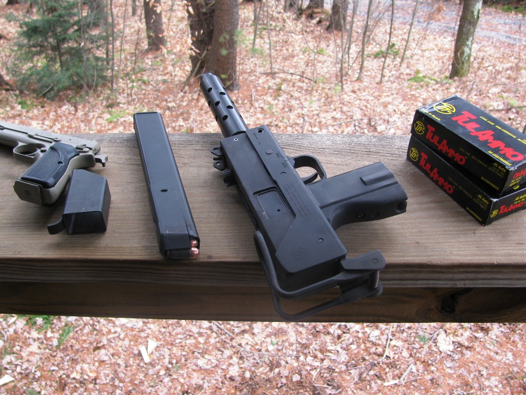 Ingram M10 45acp submachine gun. - Guns.ru Talks