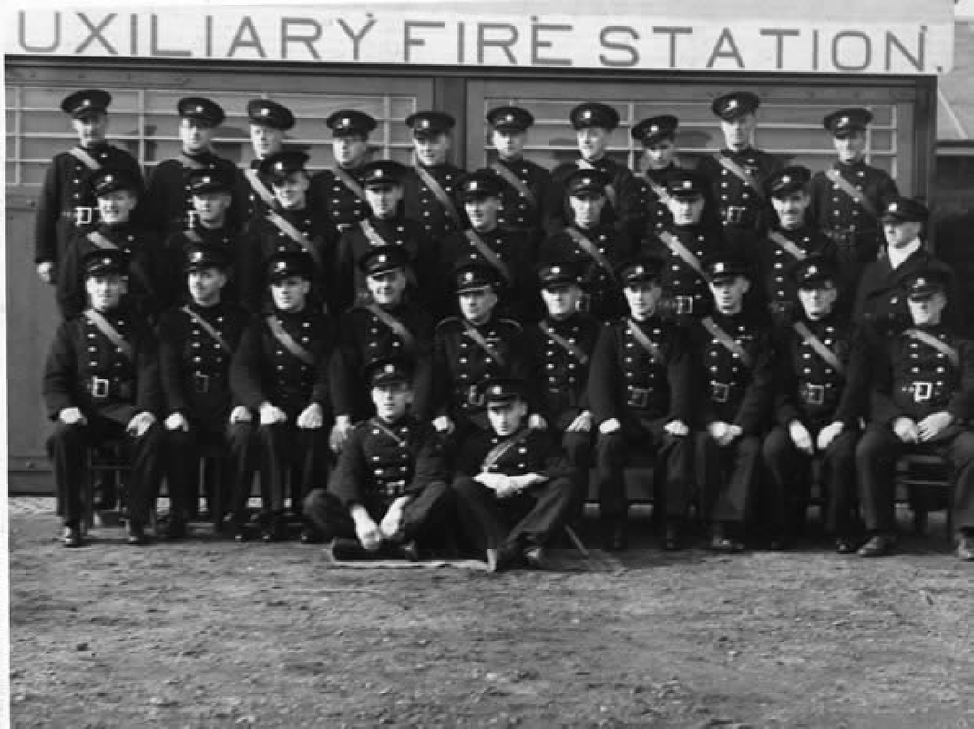 Maghull AFS 1941 - is it James Riding ? - Bootle Times News