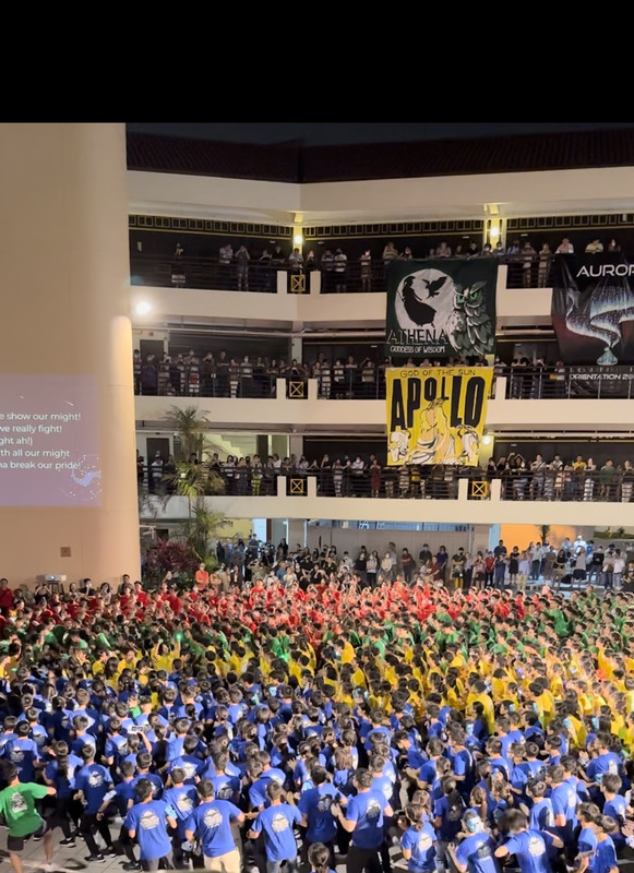 DA558 B3 B 81 C4 4505 99 CC 03 F76 C718 D8 F — Postimages