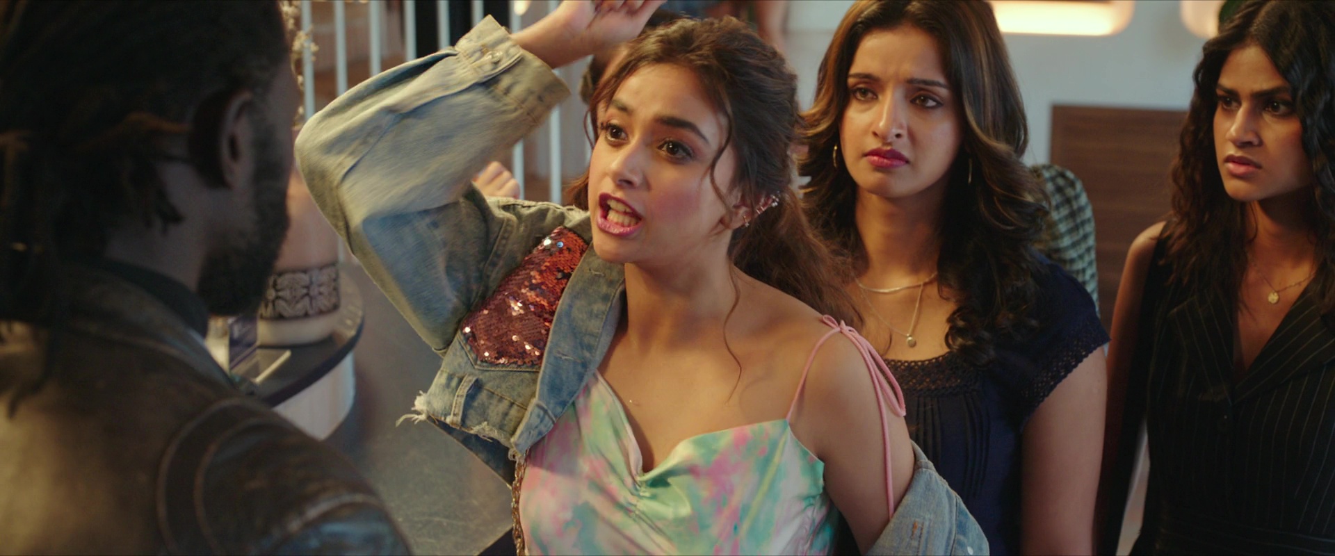 K (12) — Postimages