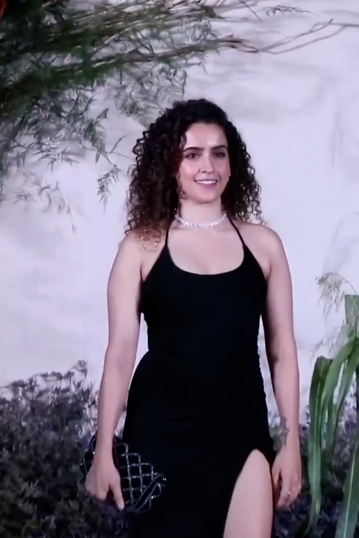 sanya malhotra legs 00 00 09 12 Still004 — Postimages