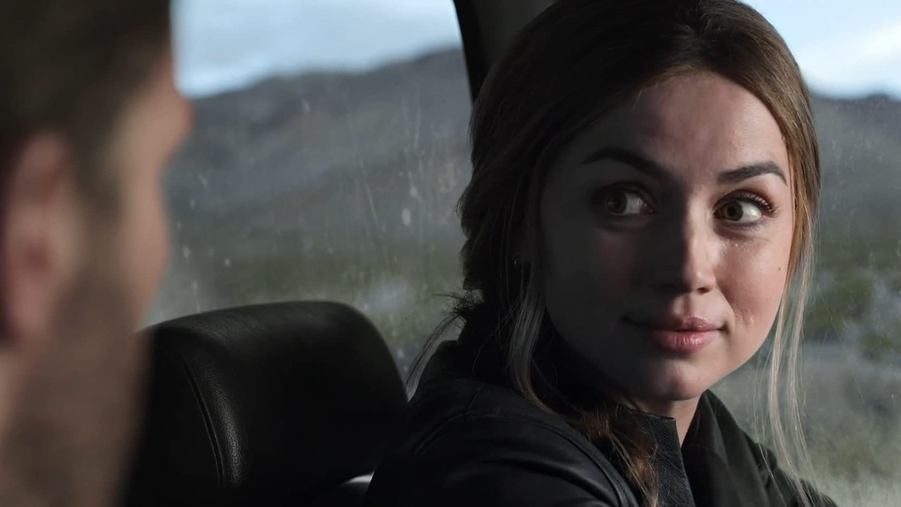 Maisiess 010 H265 Spanish Sisters Elena & Julia Smoking at the Beach