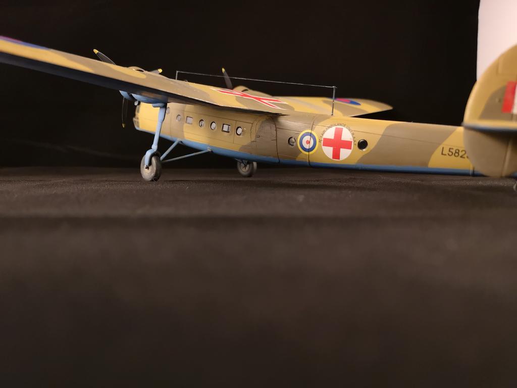 Valom Bristol Bombay Mk.1 1/72 - The Unofficial Airfix Modellers' Forum