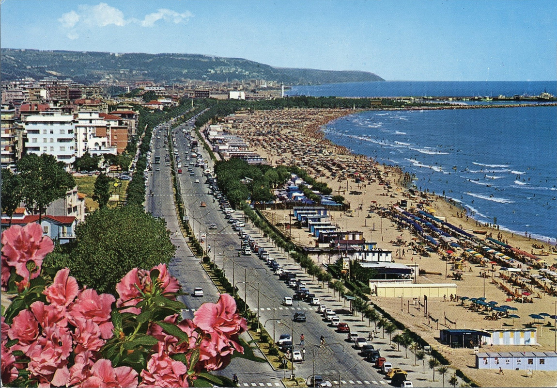 225 001 — Postimages