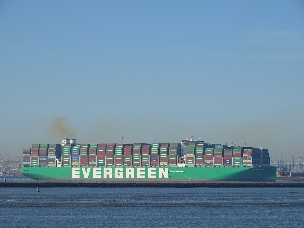 Spotten in De Hoek. - Pagina 615 - SCHEEPVAART FORUM