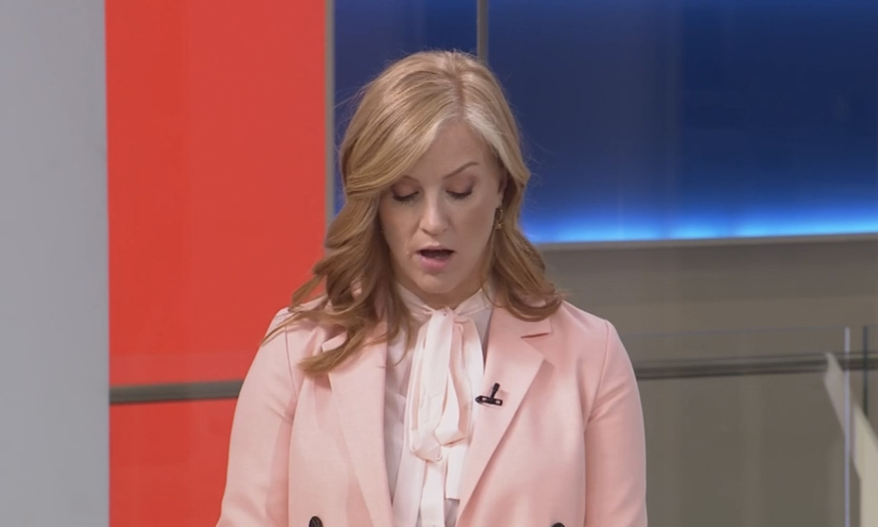 FEA2 E3 F6 BA5 B 49 E5 87 F0 E90831 AC506 E — Postimages