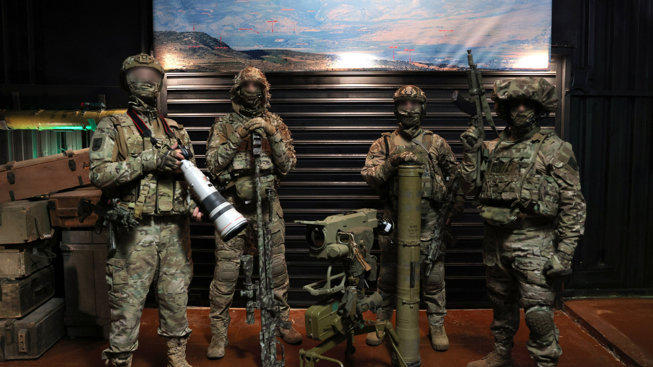 GIf EW1 Ibk AEDw S — Postimages