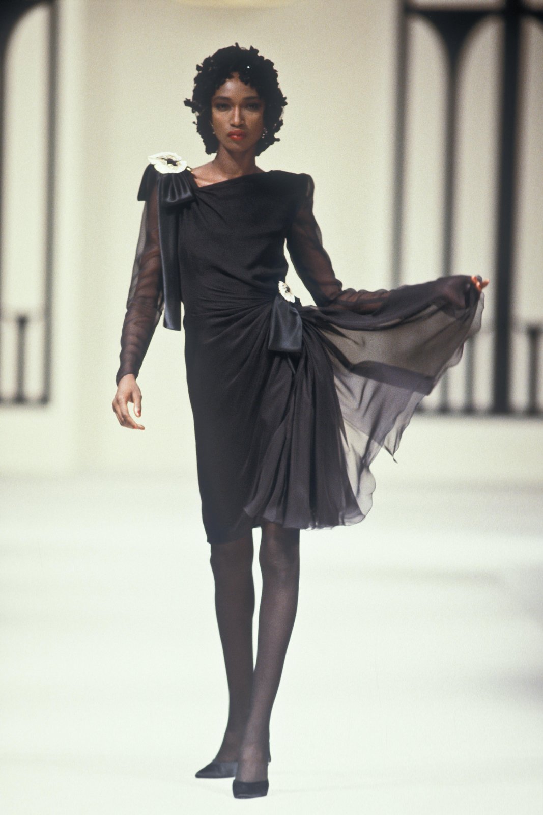 Fashion Classic: V A L E N T I N O Haute Couture Fall/Winter 1989 ...
