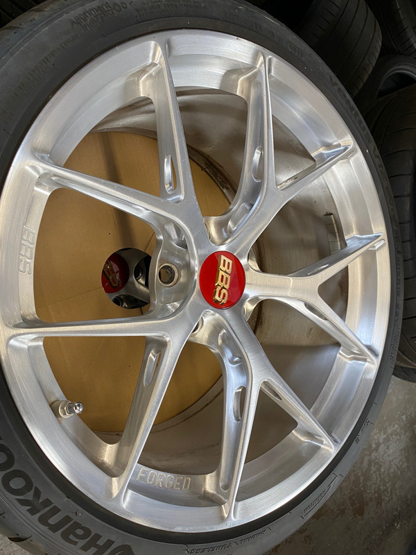 FS: BBS FI-R 19x9.5 et 22 and 19x10.5 et 35 5x120