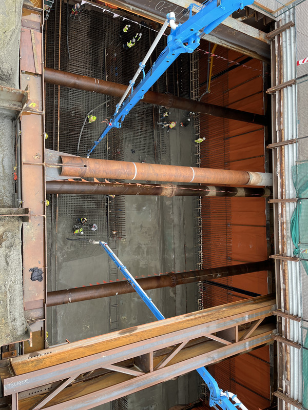 8615 EF73 8748 42 B3 BDC7 51 A8 DA9 BCAFC — Postimages