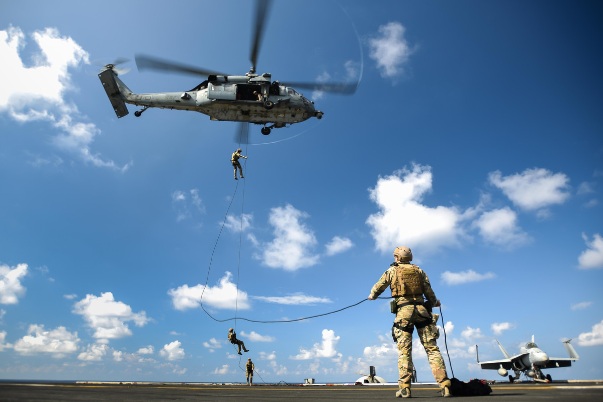 180327 N VN584 3059 — Postimages