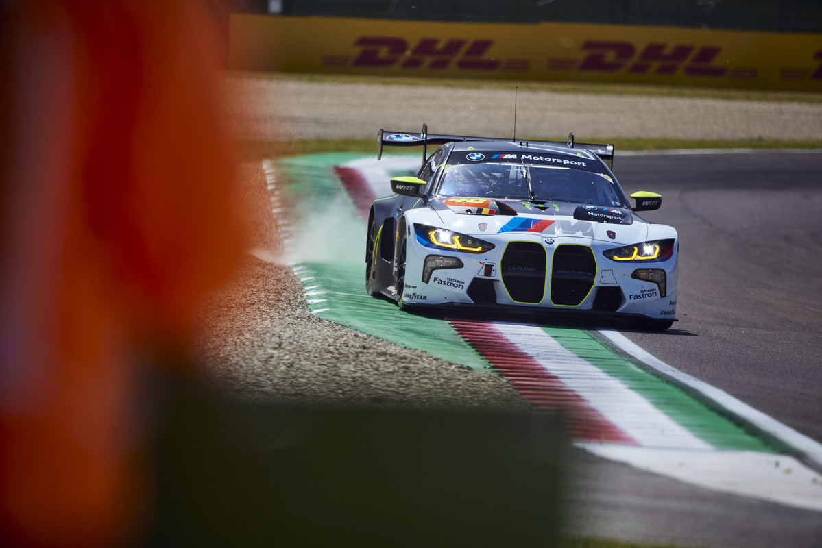 24im46 M4 GT3 Valentino Rossi , Maxime Martin , Ahmad Al Harth 38 — Postimages