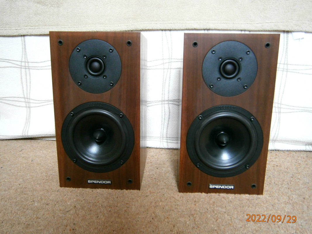 SPENDOR SPEAKER FRONT — Postimages