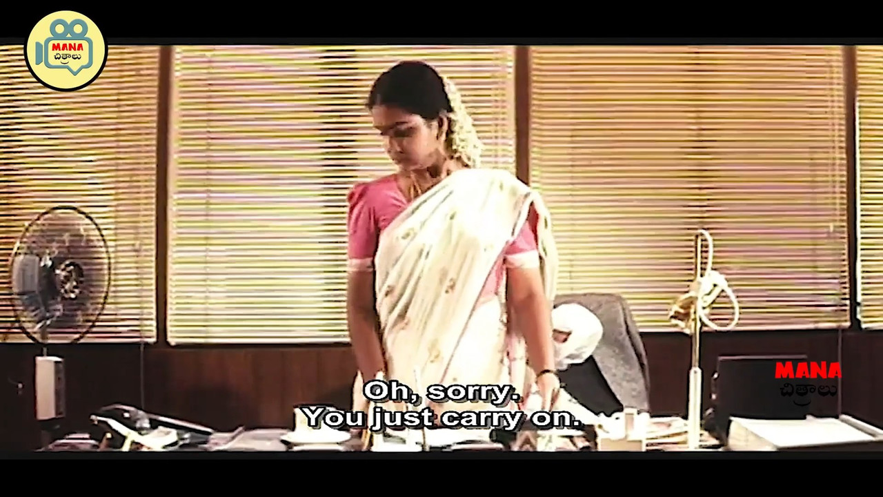 Rohini Navel scene and urvashi big ass in saree Adavallaku Matrame mp4 snapshot 00 30 435 ...