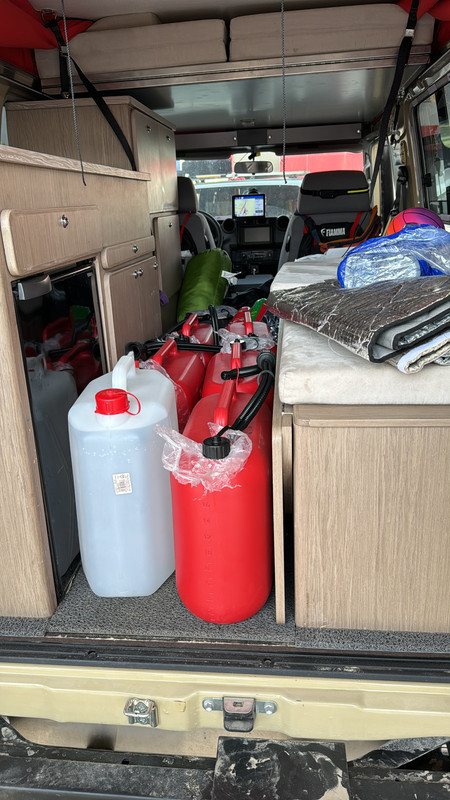 3 CADDC71 35 E5 4 E4 E A2 AA B8150 A04189 A — Postimages