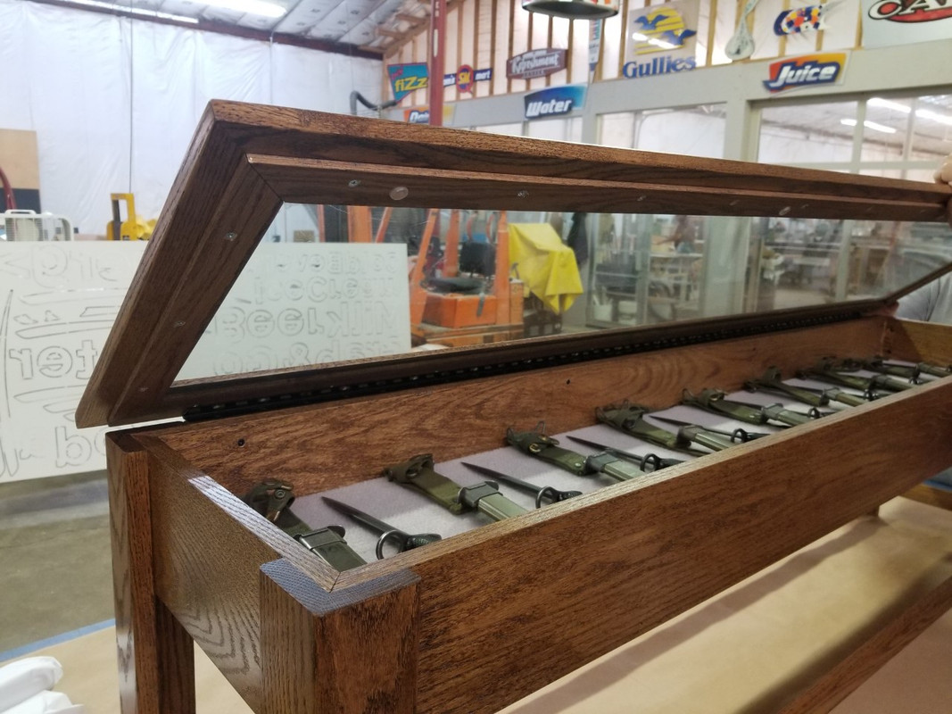 Table open — Postimages