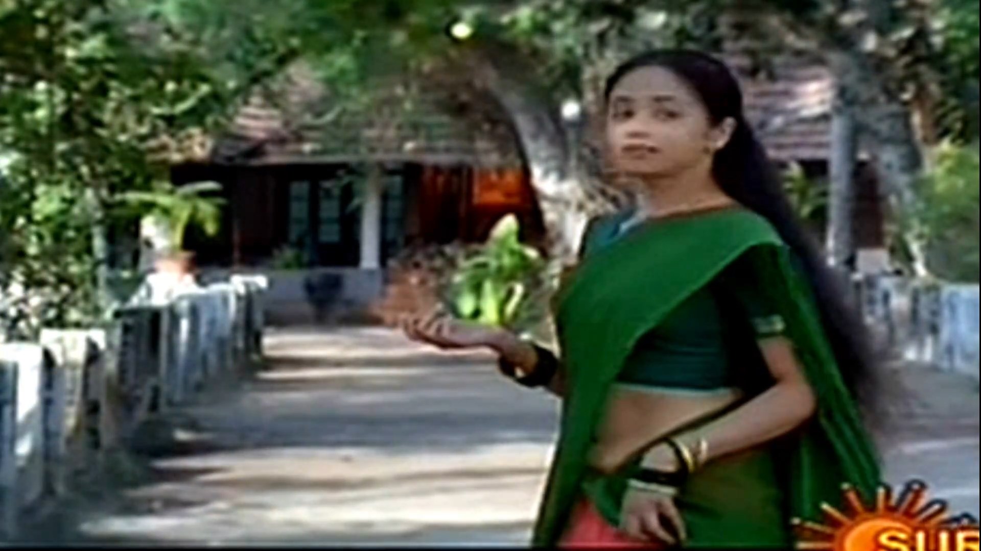 Sara Rare navel mkv snapshot 00 05 214 — Postimages