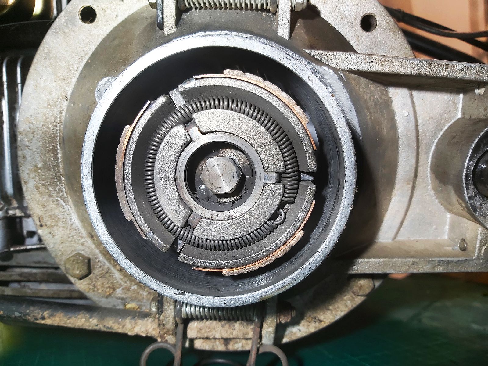 spojka VARI odstrediva — Postimages