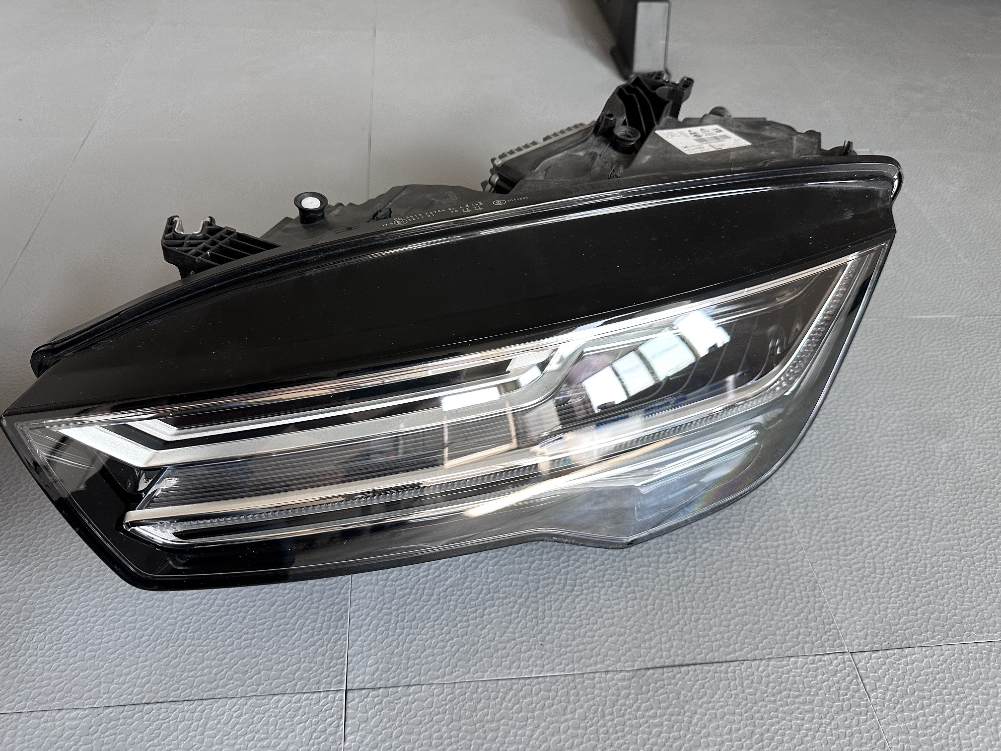 For Sale: A/S/RS7 Matrix LED pair with modules