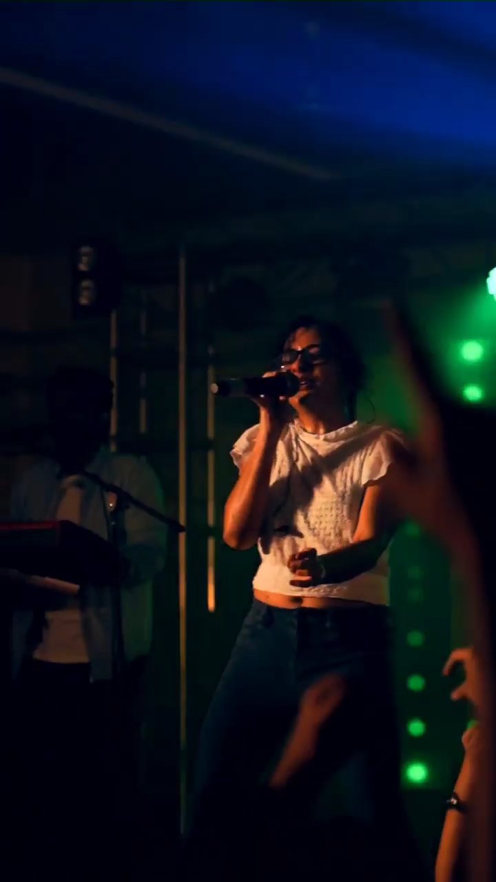 Anju Joseph First time clear Open Navel show while performance mp4 snapshot 00 12 596 — Postimages