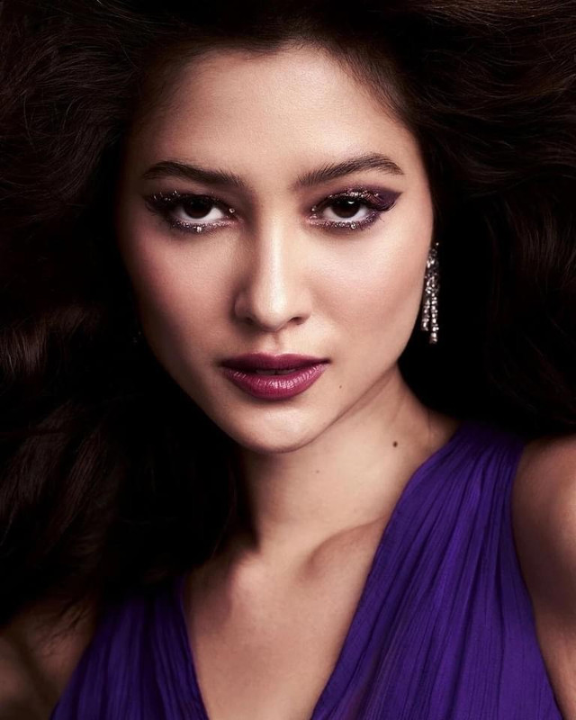 82 F08 C97 903 A 423 C AF90 FBCD900 D37 DB — Postimages