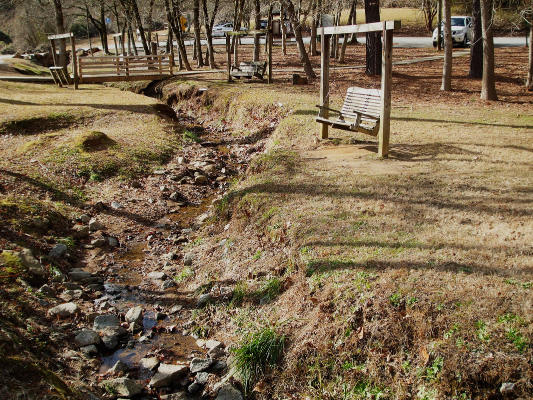 Old Rope Mill bench — Postimages