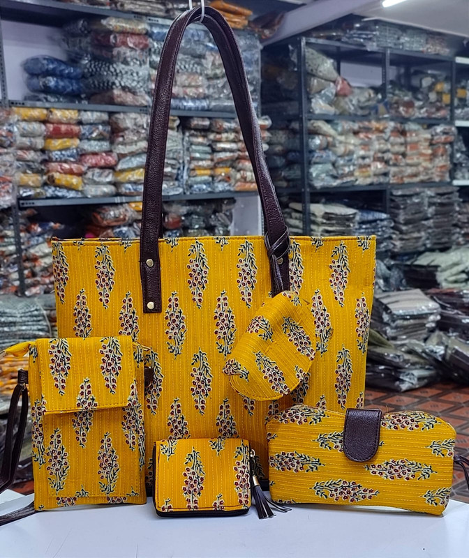 Yellow 5pc — Postimages