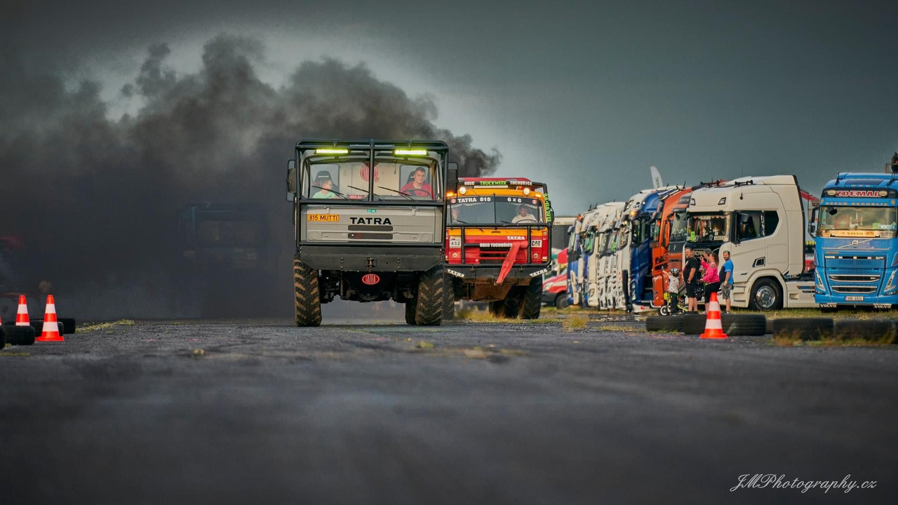 d082ed7c b823 4479 a27b d23fc9969534 — Postimages