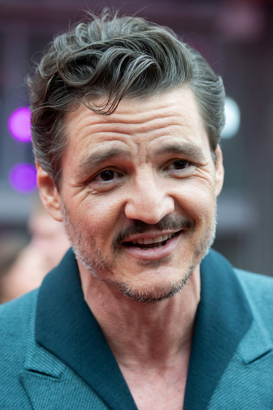 Pedro Pascal 146 — Postimages