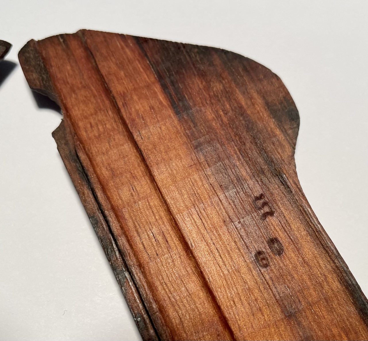 right grip inside detail — Postimages