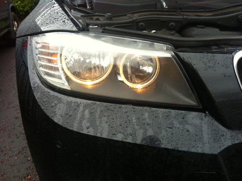 RIGHT FRONT PARKING LIGHT BULB CHANGING | BMW Forums : BimmerForums