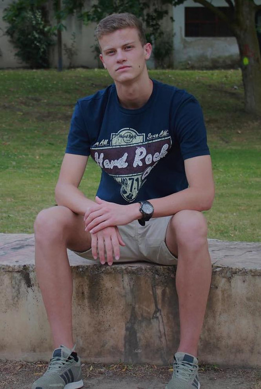 Classify and place this guy