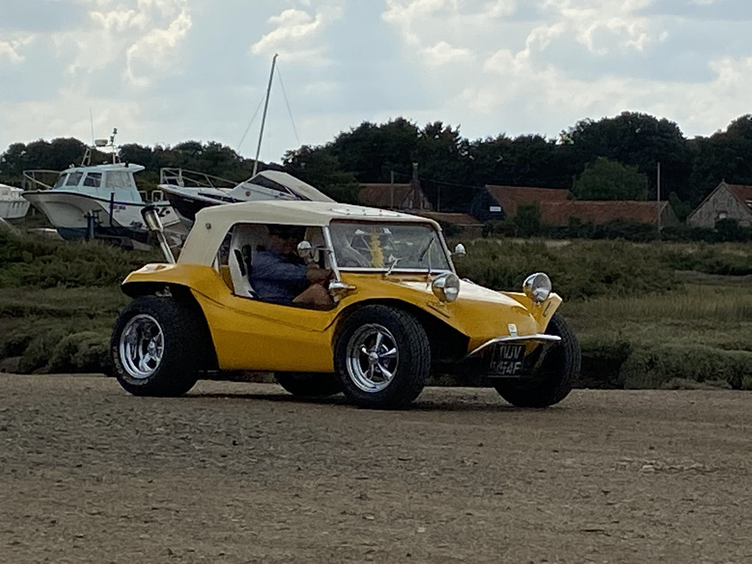 0431341 E EFC3 4781 94 B9 7742 C03082 C2 — Postimages