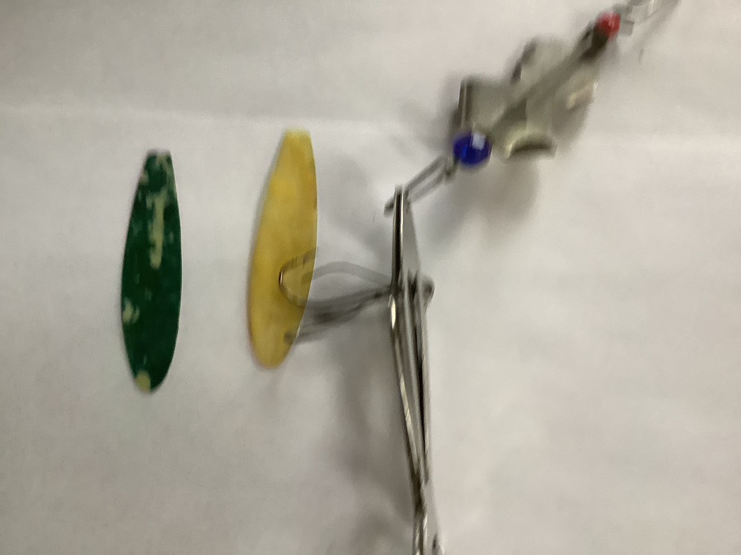 EA2 AB70 E AE6 A 40 DF 9053 16764 C4242 C2 — Postimages