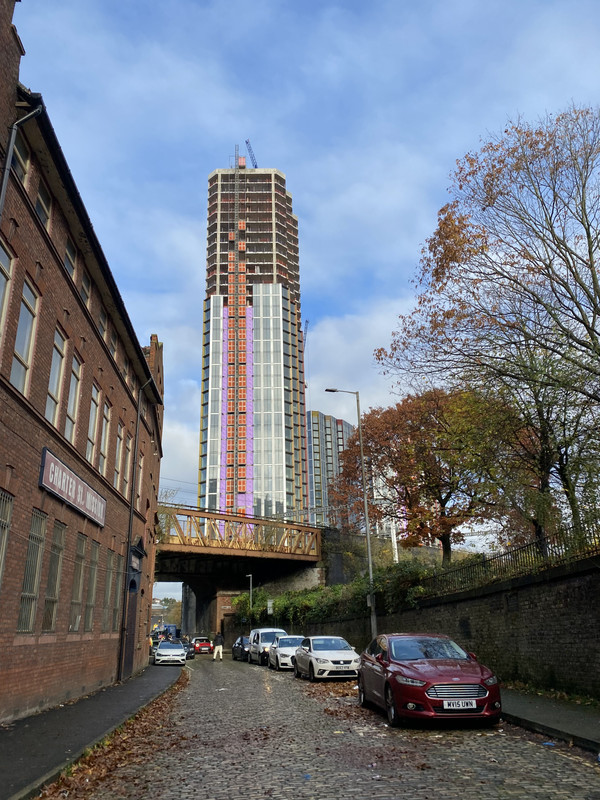 Victoria Riverside | Dantzic Street | 119/77/53/20m | 37/26/18/6 fl | U ...