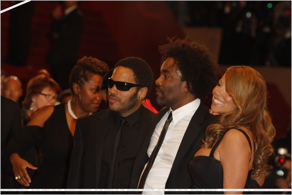 screening 035 — Postimages